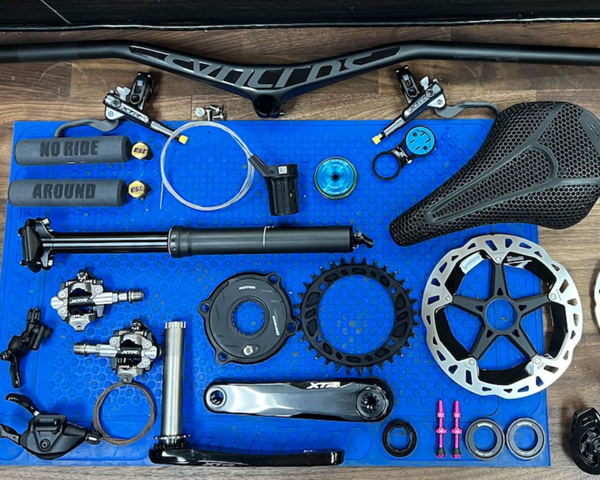 Custom Yeti ASR XTR Race Build: A Precision Machine for the Breck Epic ...